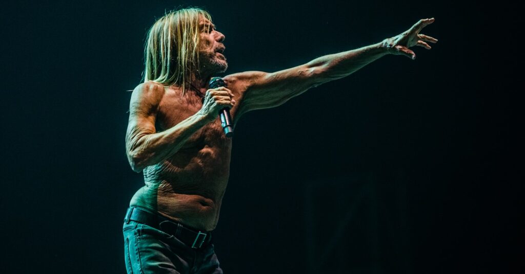 Iggy Pop faz 77 anos; veja outros fatos da música em 21 de abril