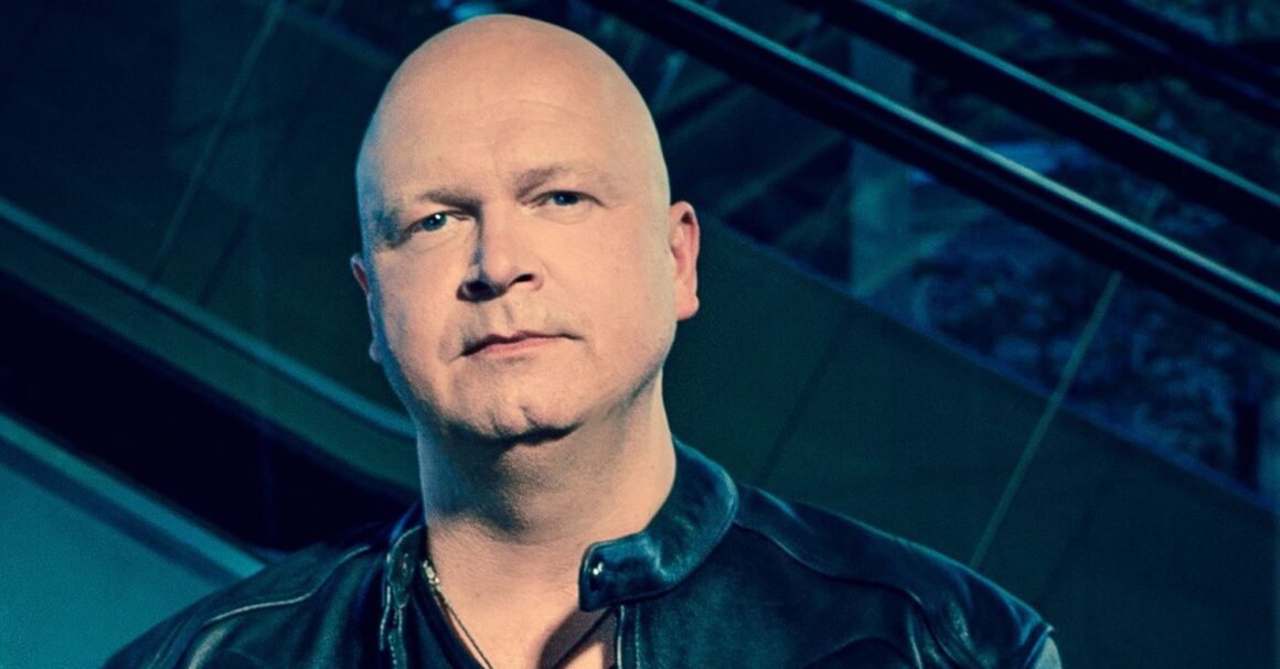 Michael Kiske conta por que usou playback na volta ao Helloween