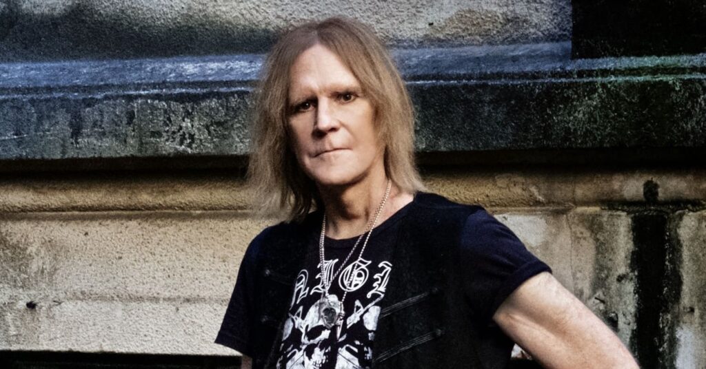 Tom Hamilton estava chapado quando fez “Sweet Emotion”, do Aerosmith