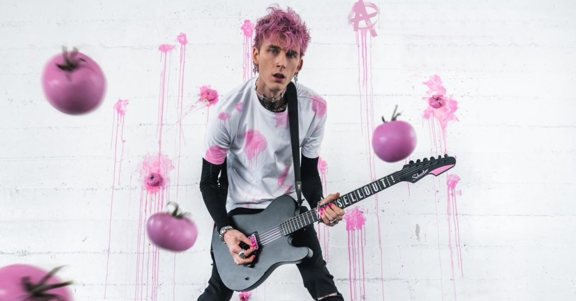 Machine Gun Kelly nega ser poser e conta como foi do rap ao rock