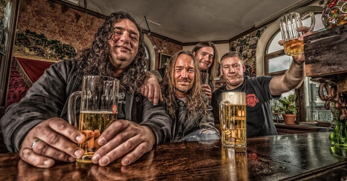 Tankard anuncia o álbum “Pavlov’s Dawgs” e libera single