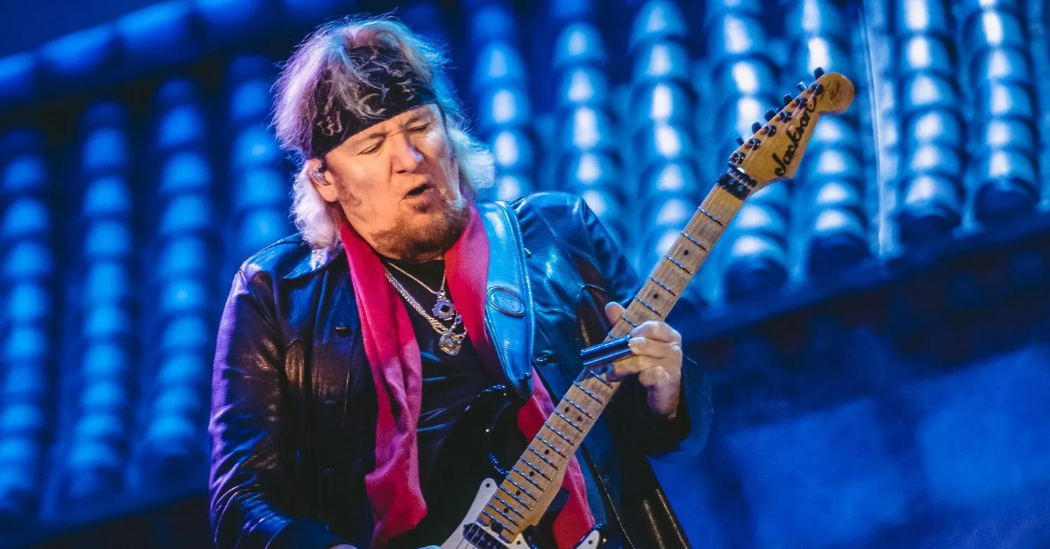 Adrian Smith não curtiu tanto sua primeira passagem pelo Iron Maiden