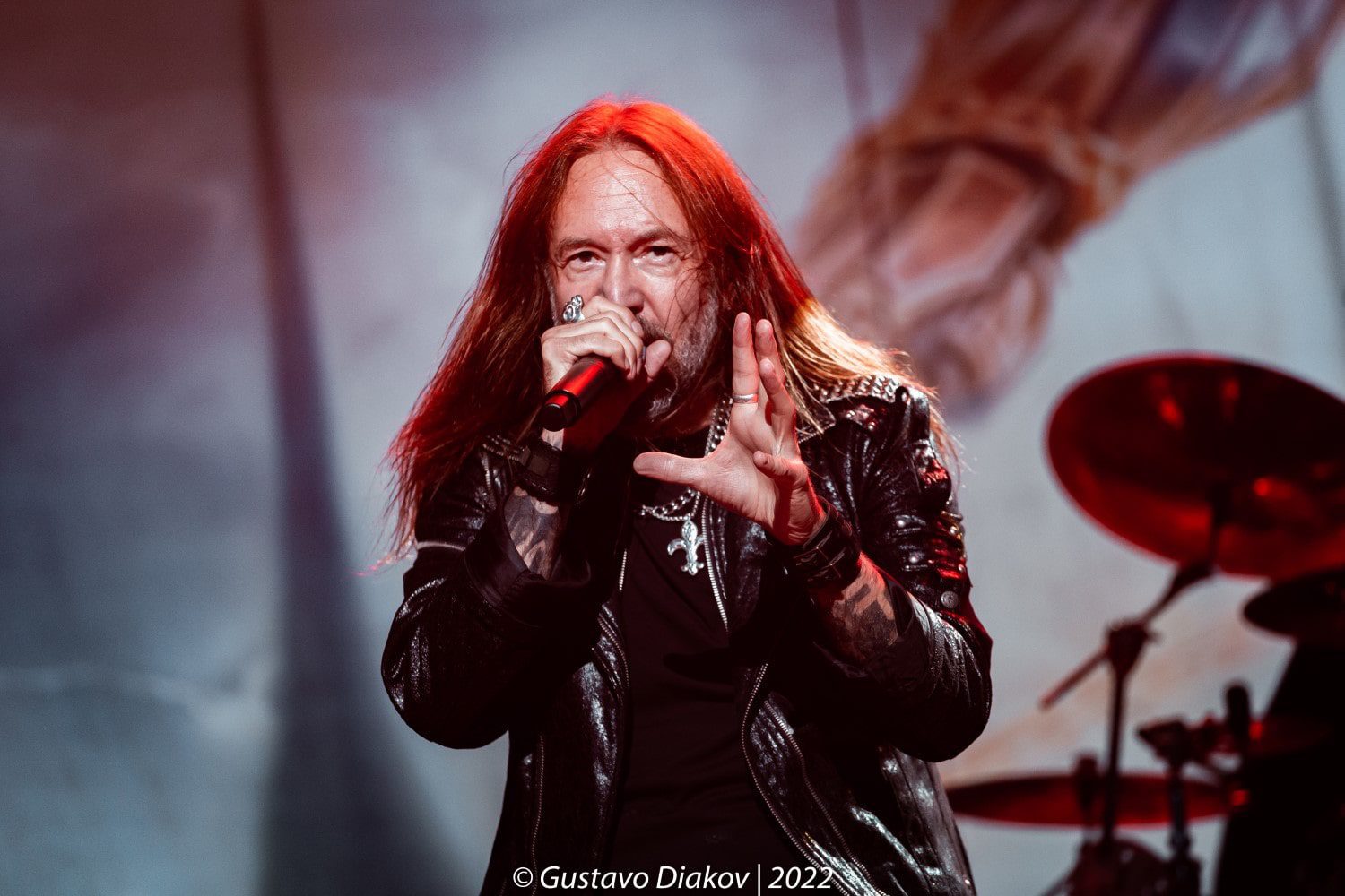 Helloween e Hammerfall divertem fãs com show em SP
