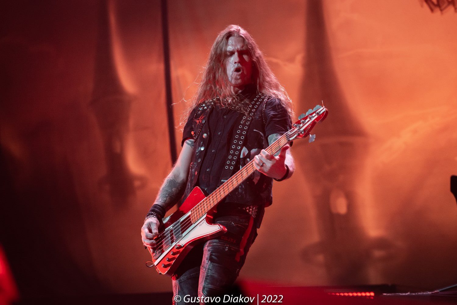 Helloween e Hammerfall divertem fãs com show em SP