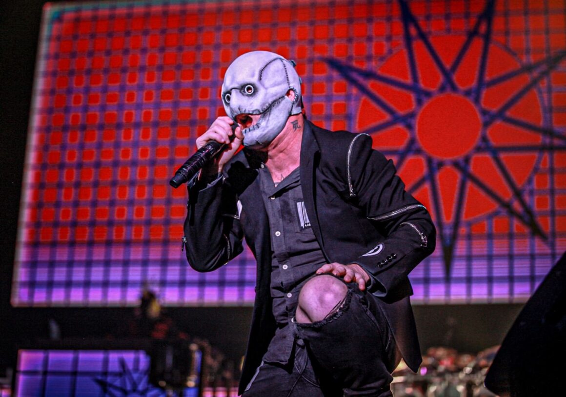 No Rio, Slipknot compensa espera de 7 anos e se prova como gigante do metal