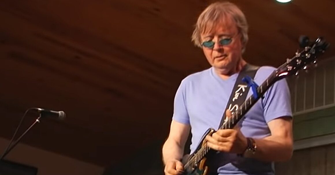 Kim Simmonds, vocalista e guitarrista do Savoy Brown, morre aos 75 anos