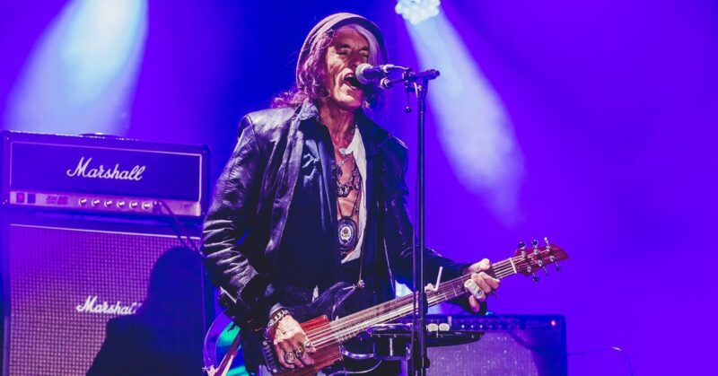 Joe Perry anuncia o álbum solo “Sweetzerland Manifesto MKII” e libera ...