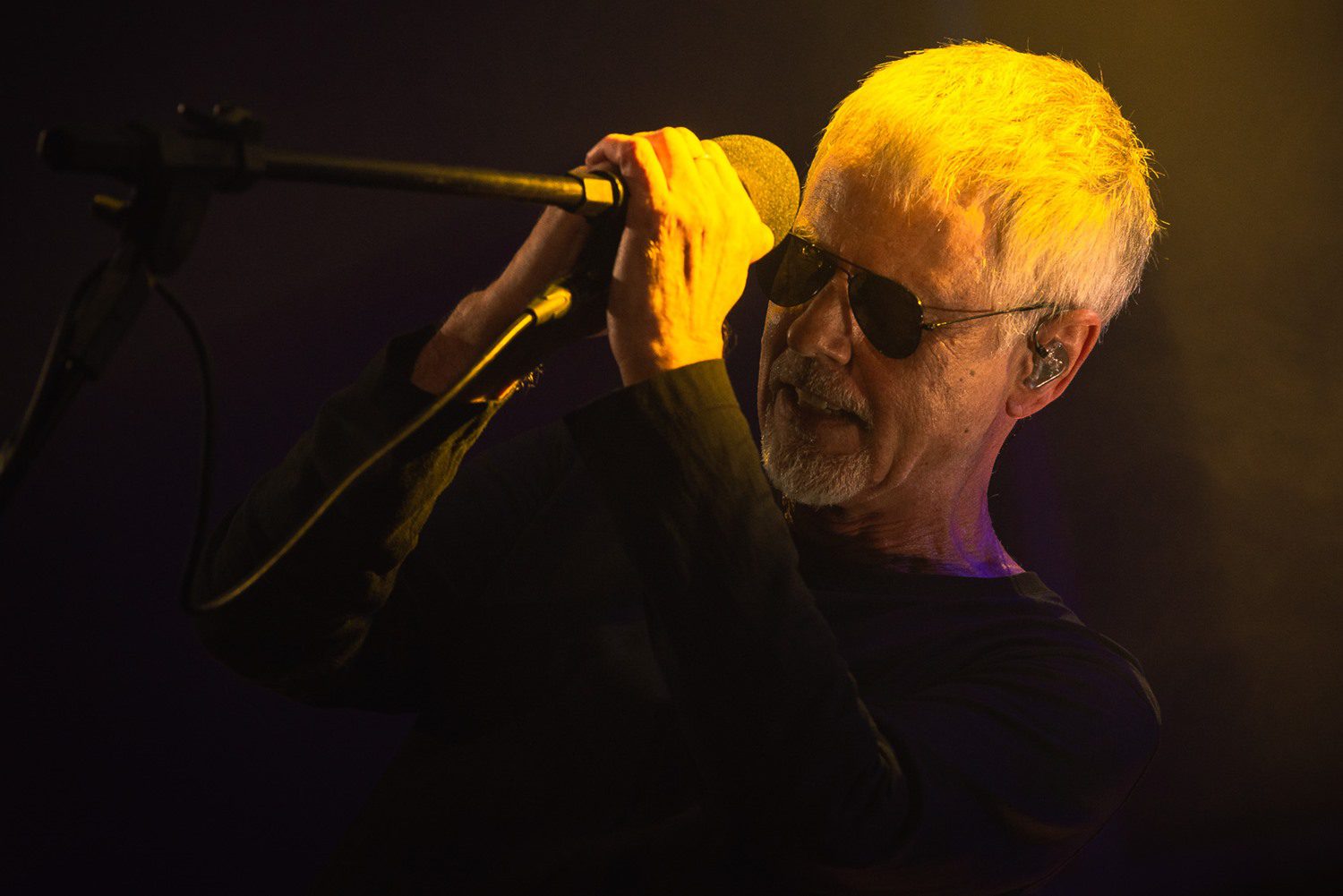 Ritchie celebra “Voo de Coração” e mais com show carismático e ...