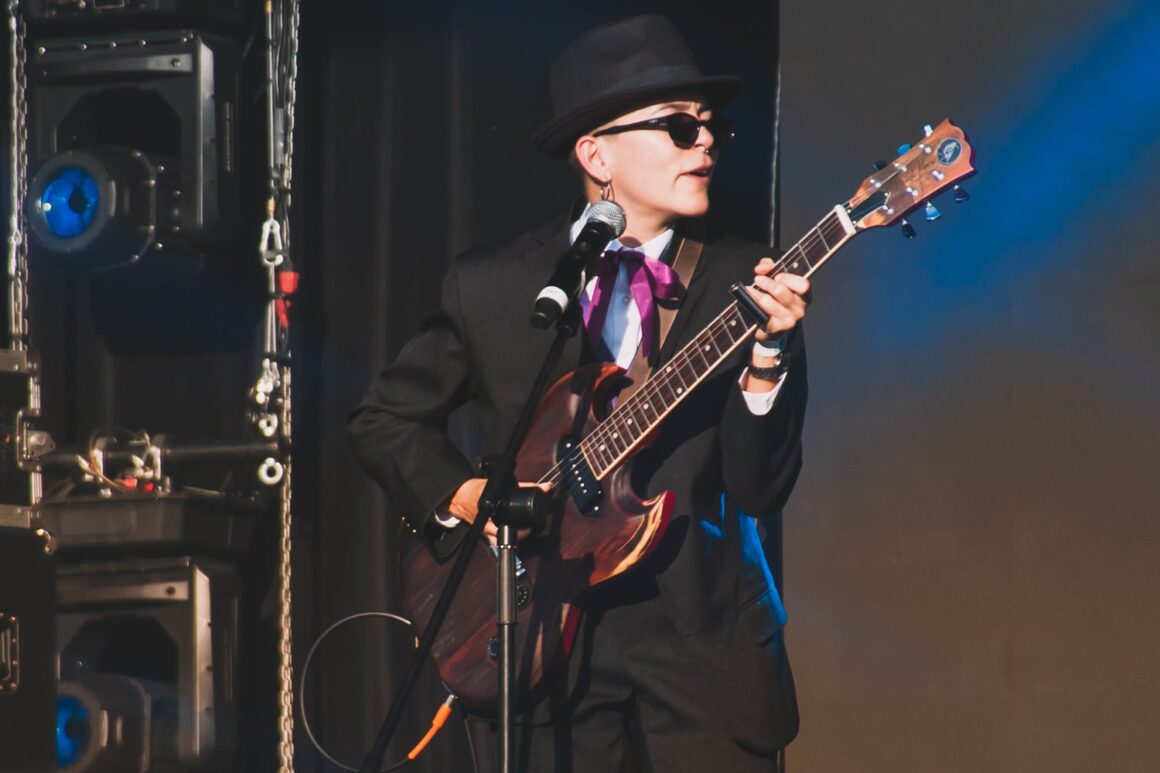 Best of Blues and Rock reúne revolucionários da guitarra no 1º dia