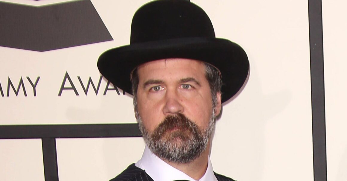 Como os anos 80 levaram o Nirvana a fazer sucesso, segundo Krist Novoselic