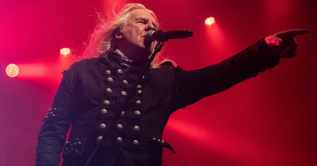 Saxon anuncia novo álbum “Hell, Fire and Damnation” e lança single