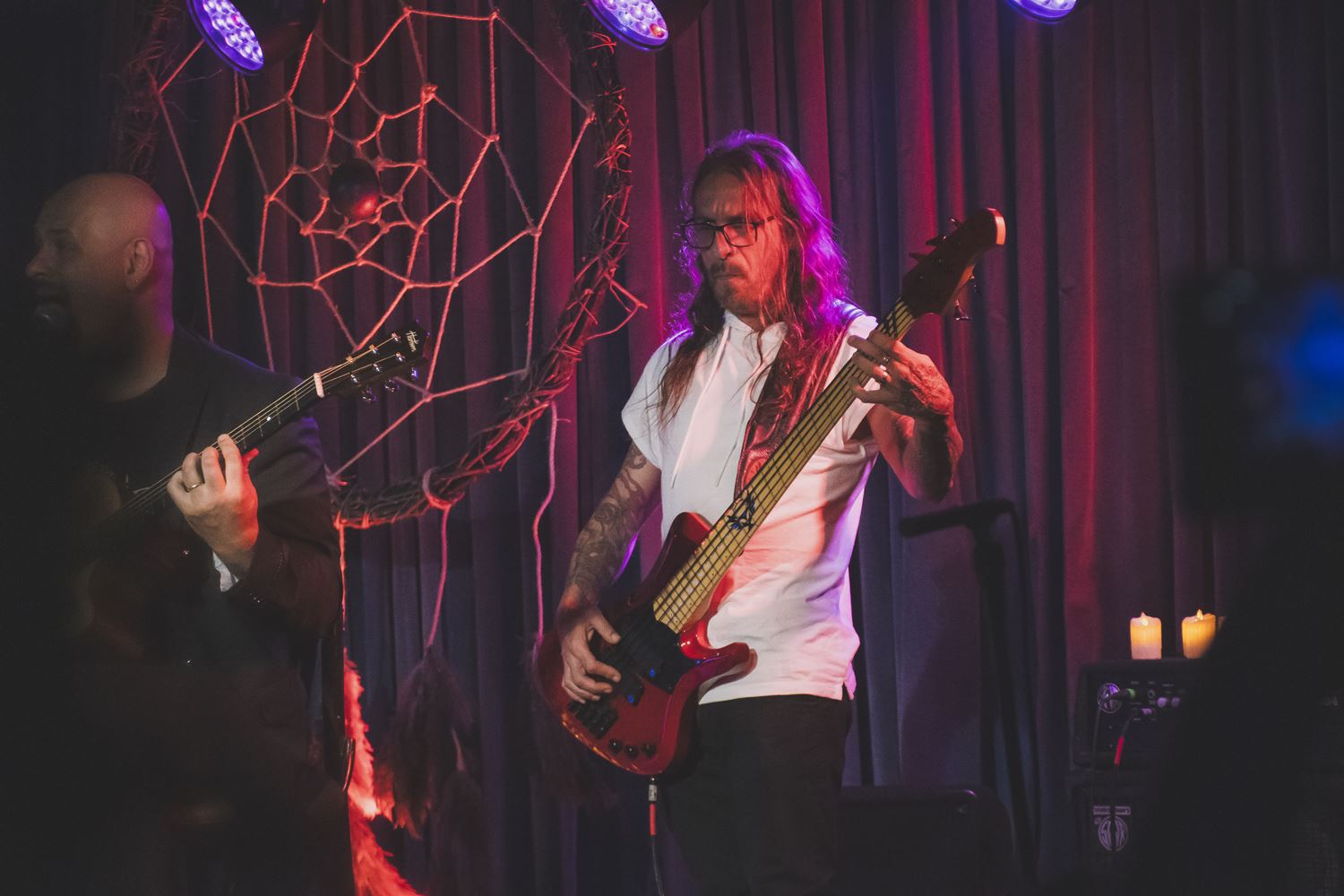 Finally Home resgata discos “perdidos” do Shaman com casa cheia no Blue ...