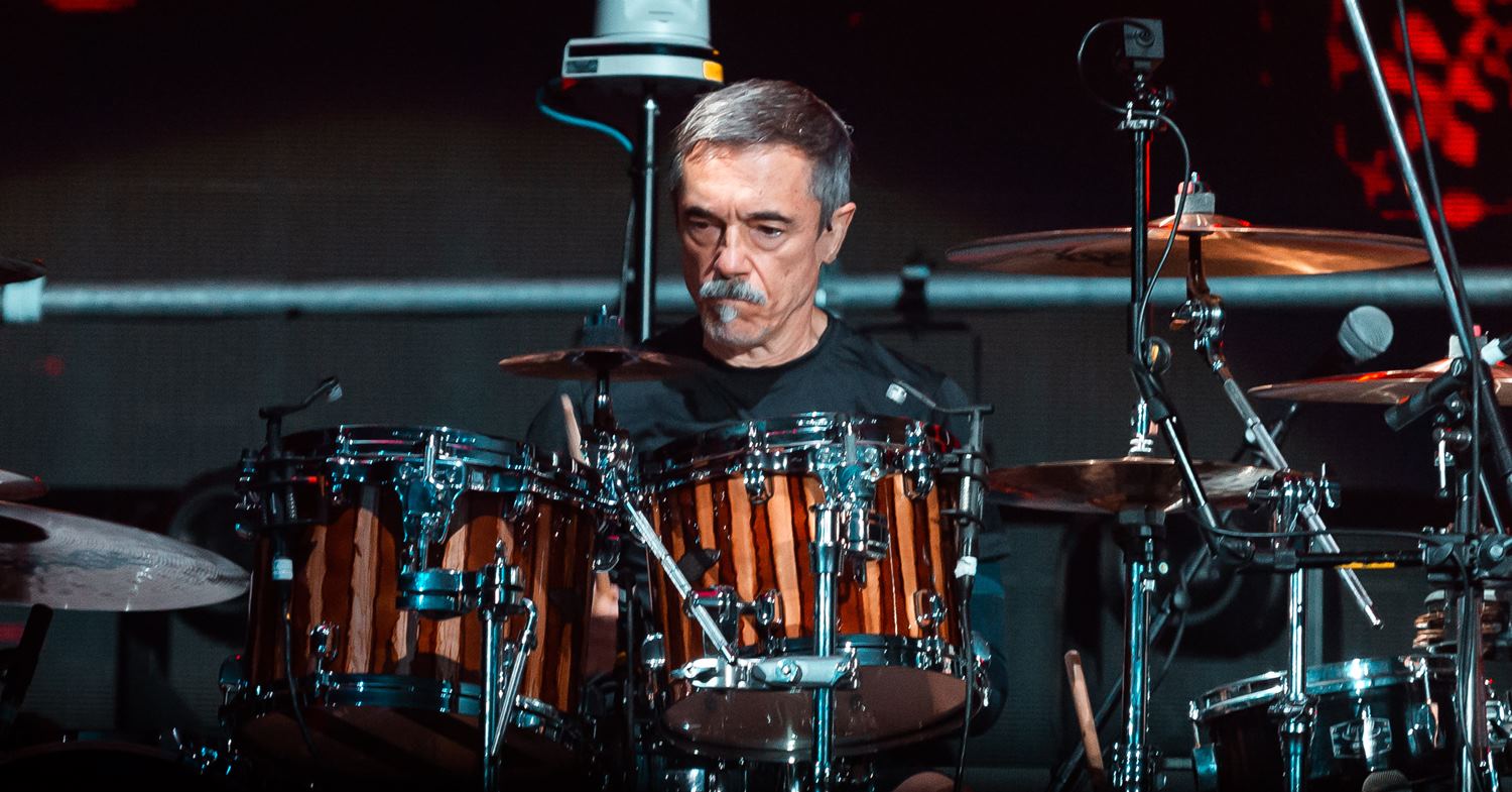 Por que Charles Gavin saiu do Titãs