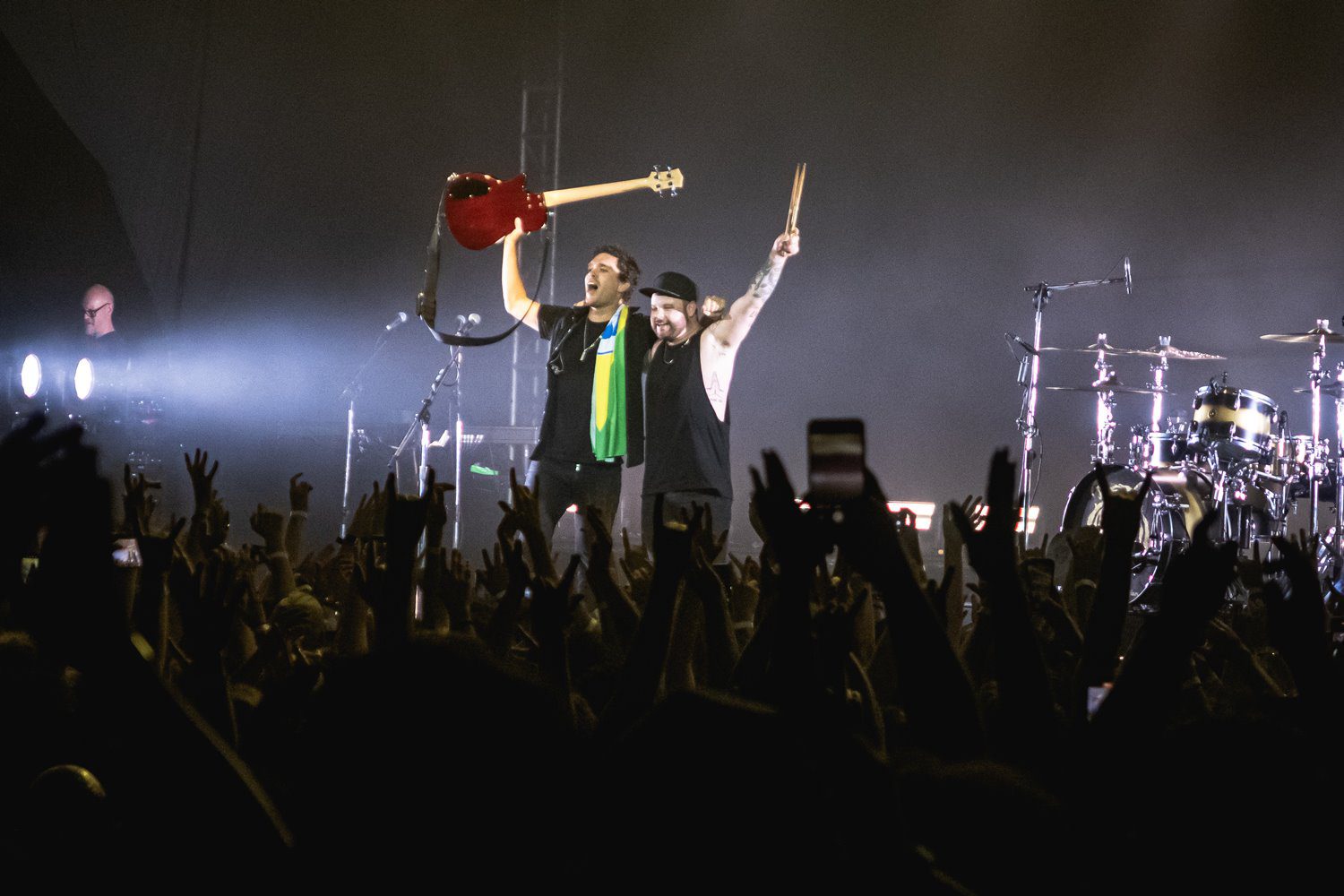 Royal Blood faz show intenso e demonstra sinergia com público em SP