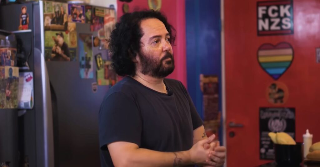 Raimundos tinha divergências políticas desde 1992, diz Fred: “Digão gostava do Collor”