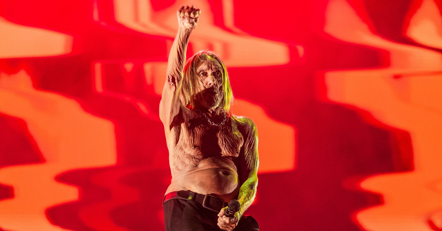 Iggy Pop, super-homem do punk, faz ritual rock n’ roll no The Town 2025